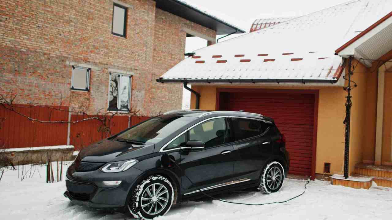EVs in Winter: How Does Cold Weather Affects Electric Vehicle Range ...