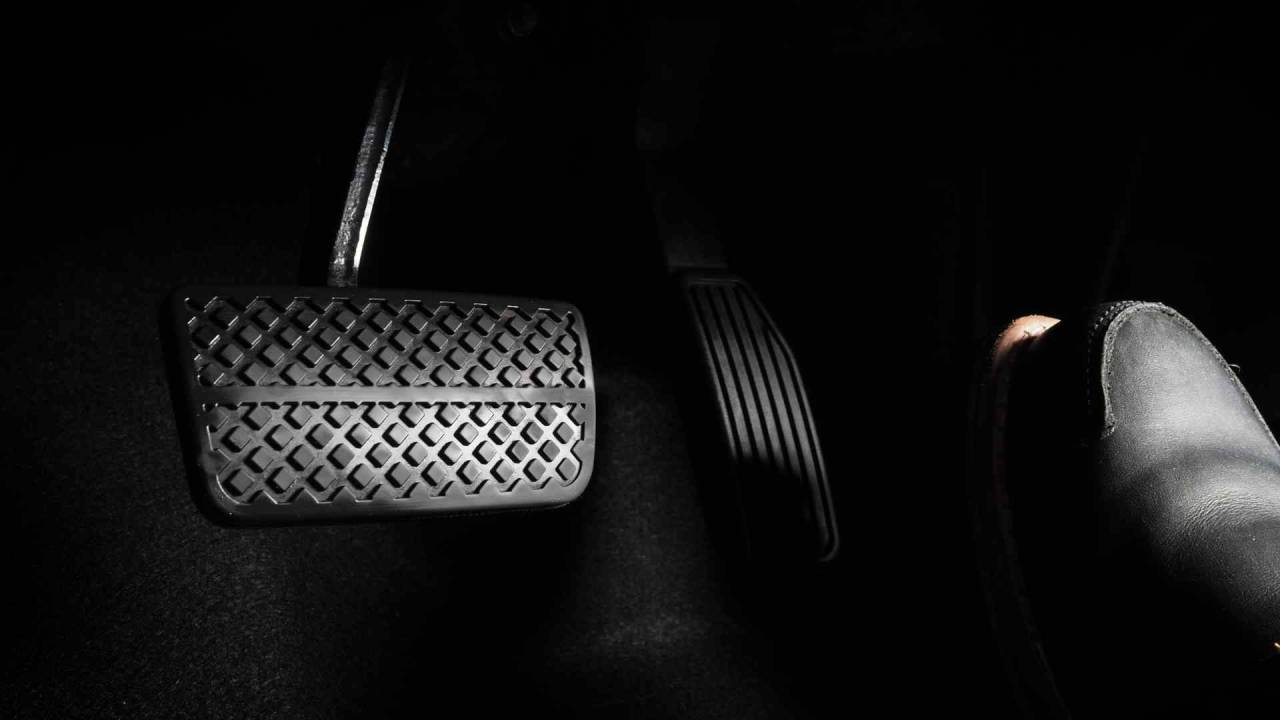 What Is One-Pedal Driving and How Does It Work in an EV? | Carnex Blog